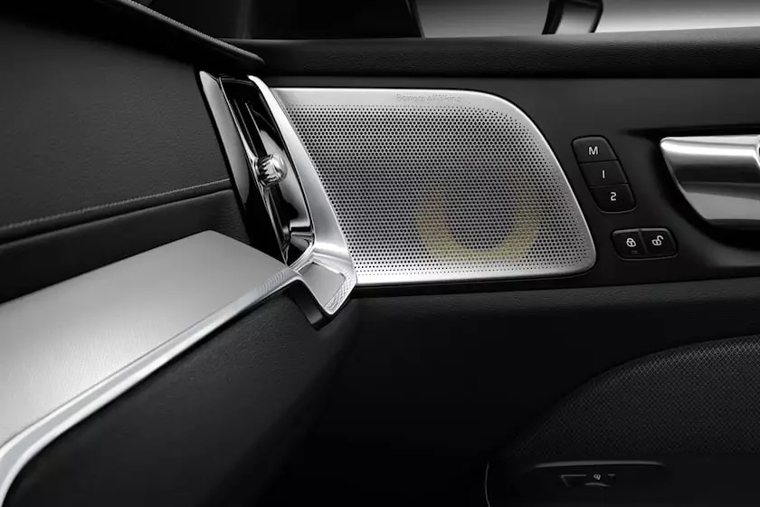 بهترین سیستم های صوتی داخل خودرو برای سال 2022 51_3