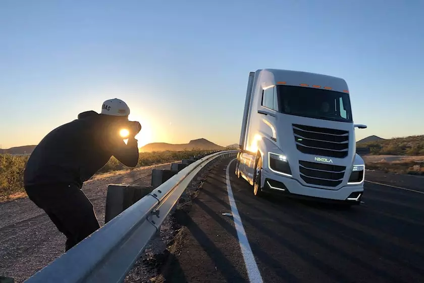 Nikola stimmt einem Vergleich in Höhe von 125 Millionen US-Dollar für betrügerische Investoren zu 5213_6