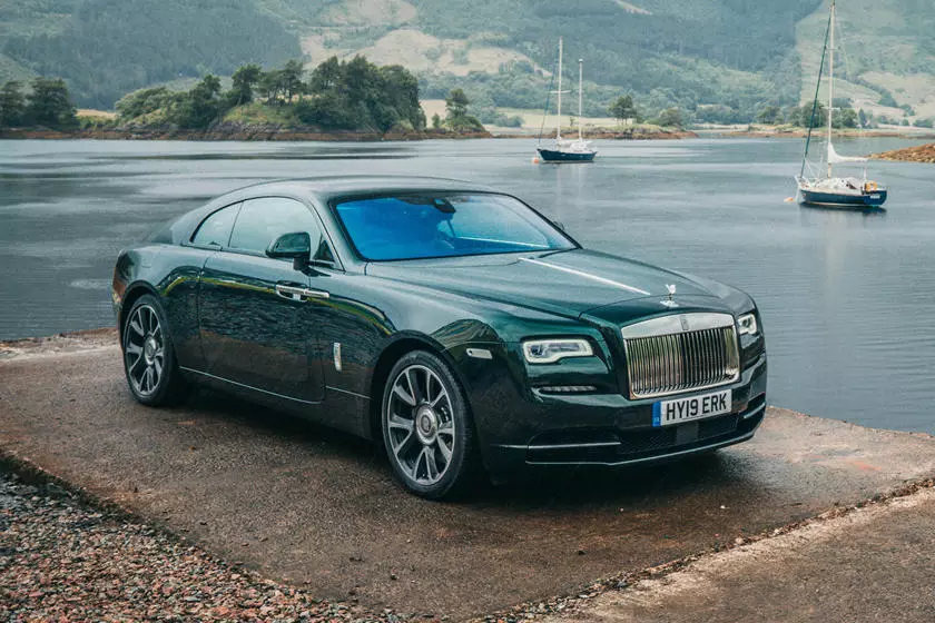 2017-2020 Rolls-Royce Wraith फ्रंट अँगल व्ह्यू