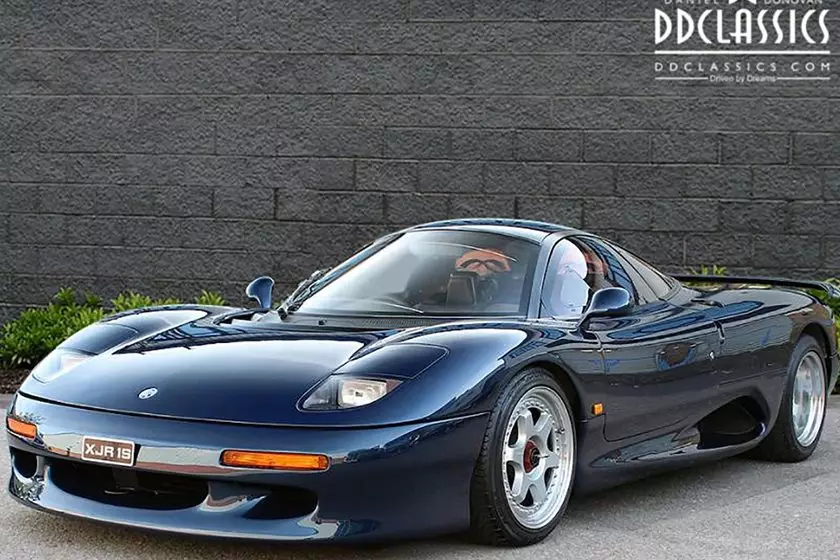 Ин нодир Jaguar XJR-15 яке аз 53 адад дар ҷаҳон аст 52261_5