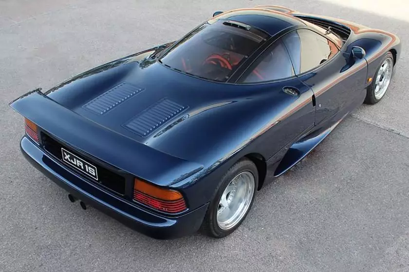 Iyi Rare Jaguar XJR-15 ndeimwe ye53 chete Munyika 52261_7