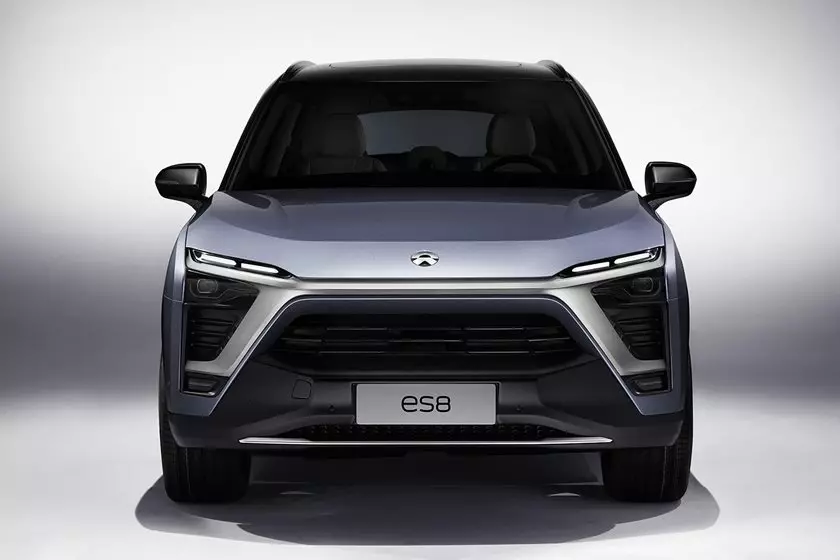 Nio ES8 nke China ji 643-HP na oke 311-mile were na Tesla 52377_2