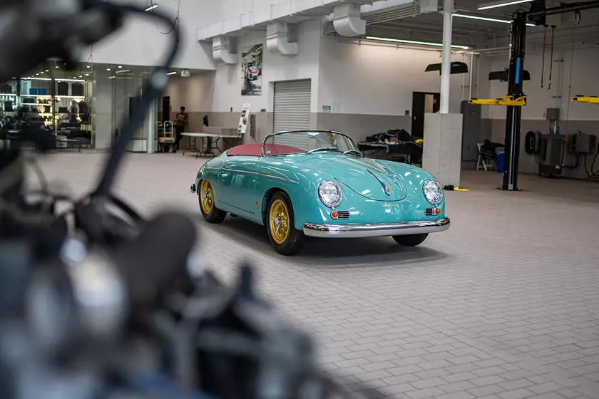 Dëse Stunning 356 konnt de Porsche Restoration Challenge gewannen 52736_9