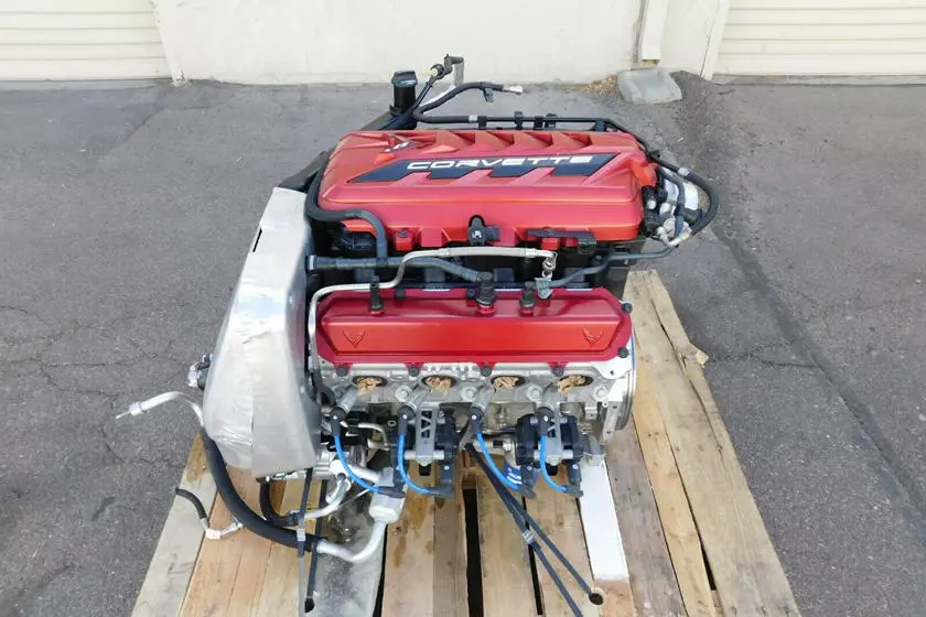 2020 Chevy Corvette's V8 Engine Isinde Engozini Eshaqisayo 52740_5