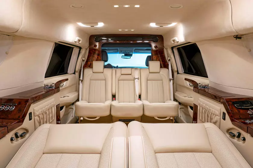 I-Cadillac Escalade Limo kaTom Brady iyamangalisa njengoba ungase ucabange 53446_7