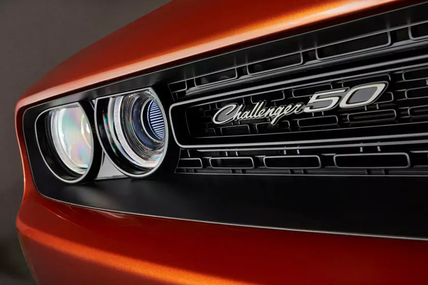 Dodge Challenger รุ่นพิเศษใหม่ล่าสุดมาถึงแล้ว 53519_3