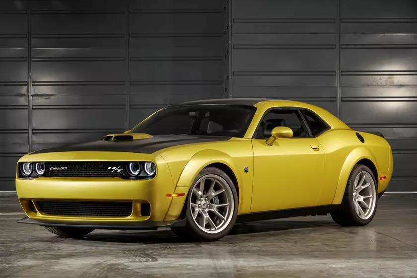 En Yeni Özel Sürüm Dodge Challenger Sonunda Burada 53519_6