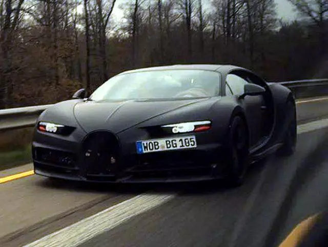 Bugatti ka folur: Hipermakina e re ka zyrtarisht një emër dhe datë të zbulimit 53631_1