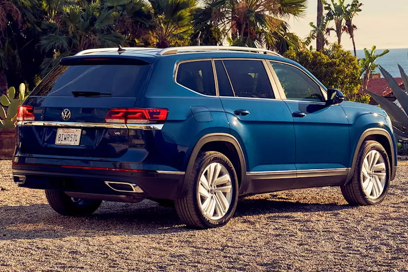 2021-2022 Volkswagen Atlas နောက်ဘက်ထောင့်မြင်ကွင်း