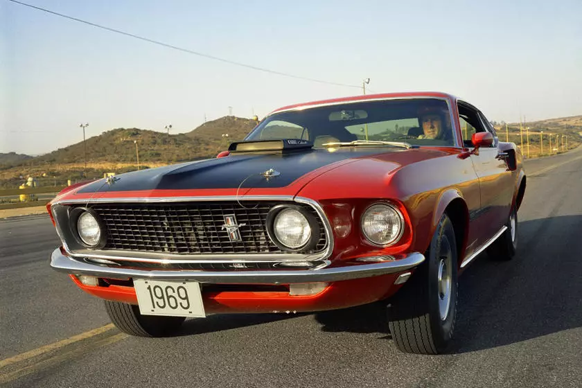 Opisyal na kini! Mibalik na ang Ford Mustang Mach 1! 53741_5