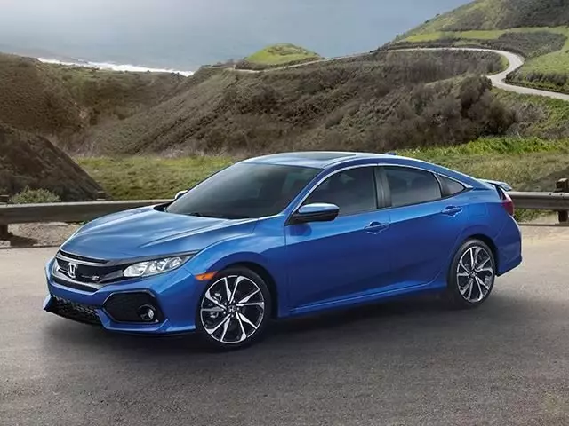 2018 Honda Civic Si birinchi ko'rinishi: umidsizlikmi yoki shunchaki etarlimi? 53823_4