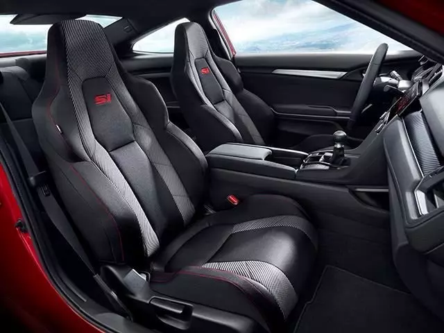 2018 Honda Civic Si birinchi ko'rinishi: umidsizlikmi yoki shunchaki etarlimi? 53823_6