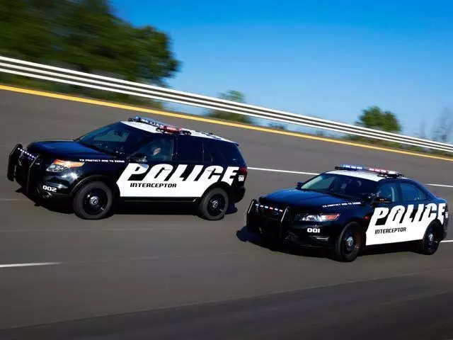 Ar „Ford“ ką tik išleido beveik 40 000 policininkų automobilių? 53958_2