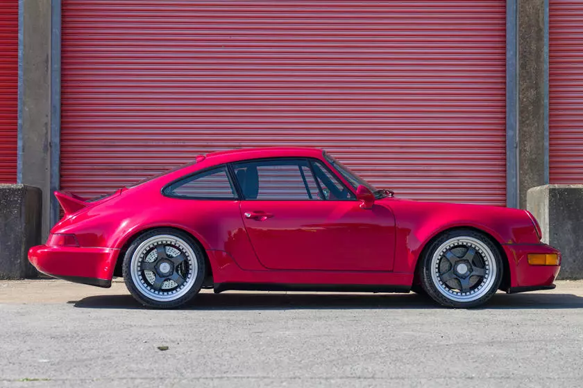 Elektrikli Porsche 964, Yeni Bir 911 Turbo S'den Çok Daha Maliyetli 53978_5