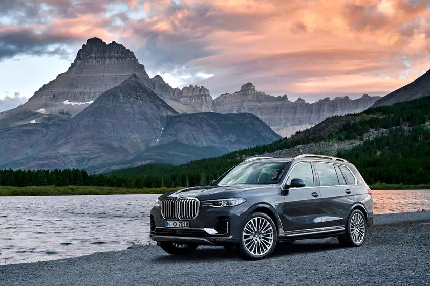 2019-2020 BMW X7 سامنے کا منظر