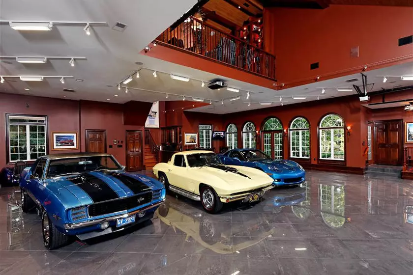 The Ultimate Dream Car Garages 54207_29