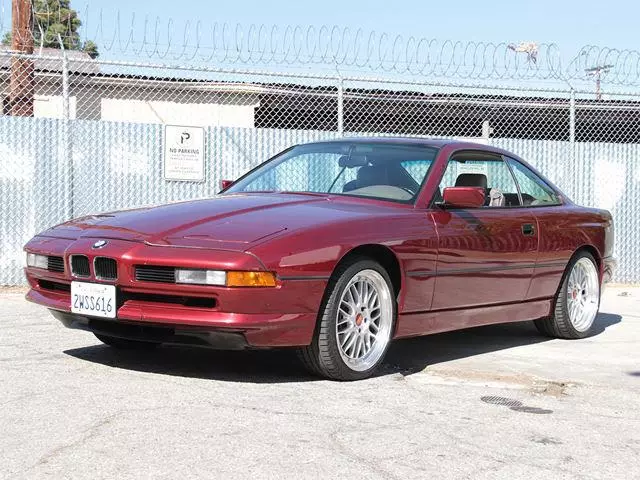 Бұл 1991 жылы шығарылған BMW 850i сіз күткеннен де арзан. 548_1
