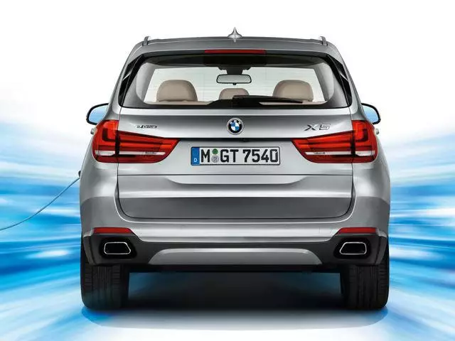 BMW X5 හයිබ්‍රිඩ් හමුවන්න: විශාල SUV හරිත වේ 55003_3