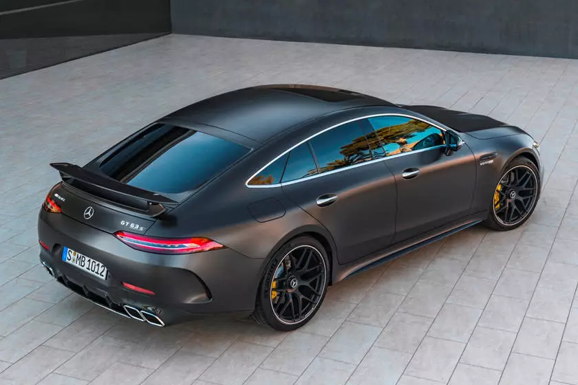 2019-2020 Mercedes-AMG GT 63 Vedere în unghi din spate