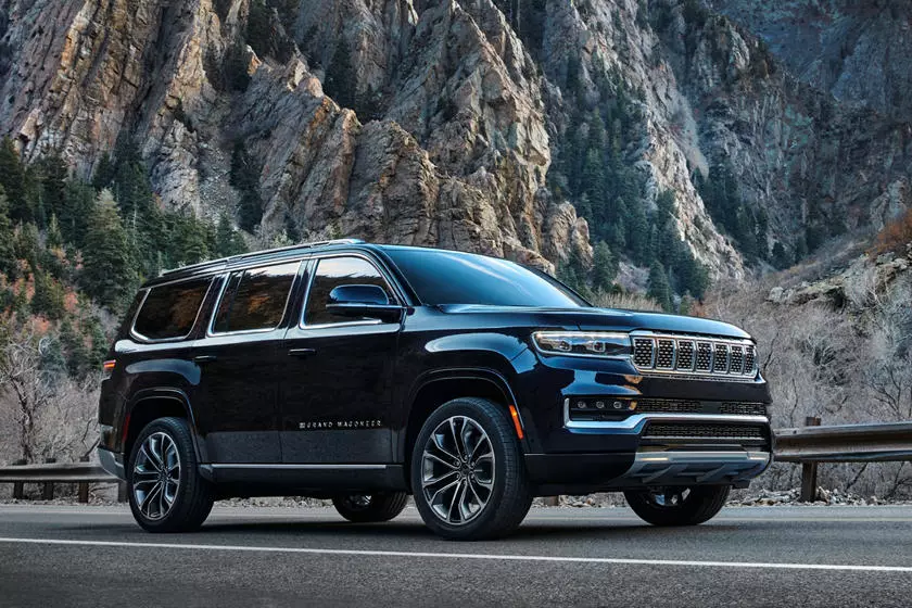 2022 Jeep Grand Wagoneer Side Angle Driving