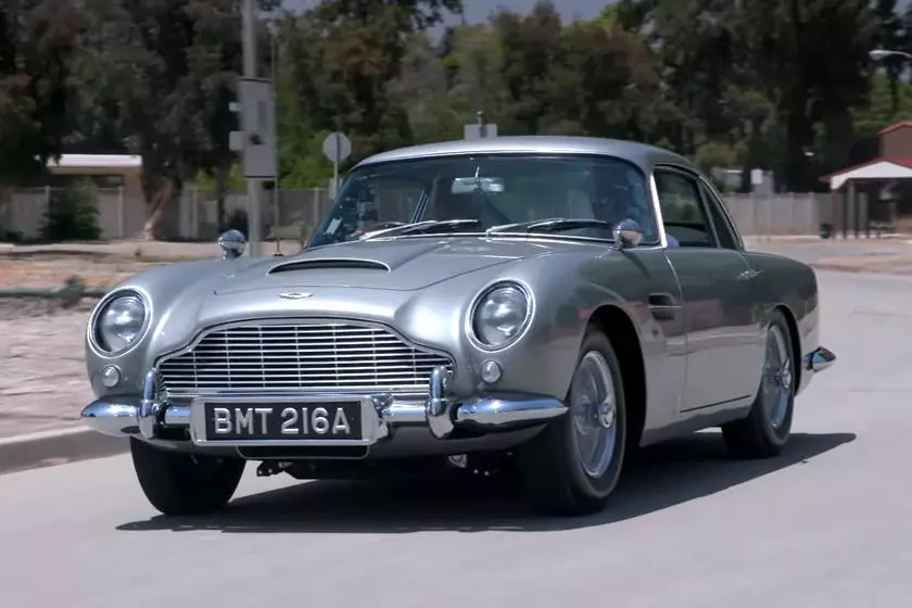 Παρακολουθήστε τον Jay Leno Go James Bond In Aston Martin DB5 Gadget Car 55425_1