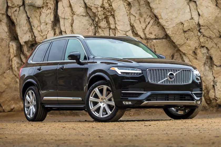 2016-2019 Volvo XC90 Plug-in Hybrid Front View