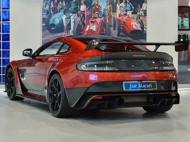 यो Aston Martin GT12 को लागत नयाँ भ्यान्टेज भन्दा चार गुणा बढी छ 55643_2