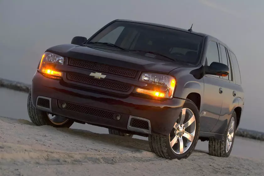 2008-2009 Chevrolet TrailBlazer 전면 각도 보기