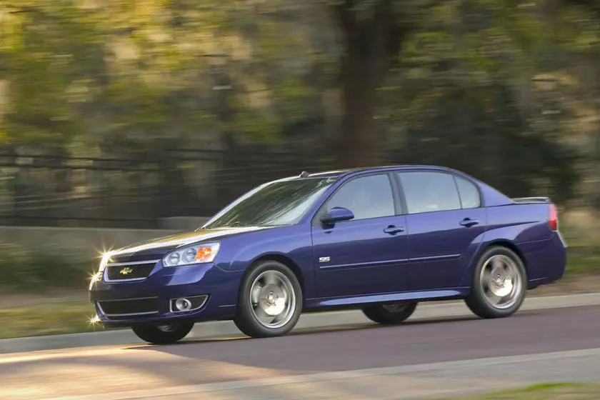 2008 Chevrolet Malibu Classic, вид спереди, вождение