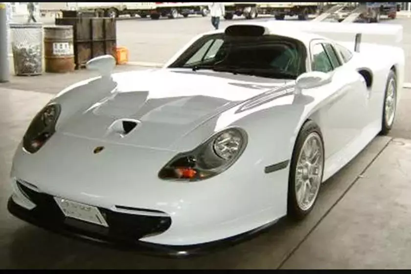 این پورشه 911 GT1 یک معدن طلای 12.3 میلیون دلاری است 55786_2