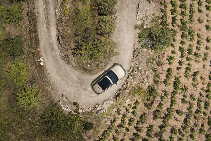 O Range Rover 2022 leva o segmento de SUV a novas alturas 55879_19