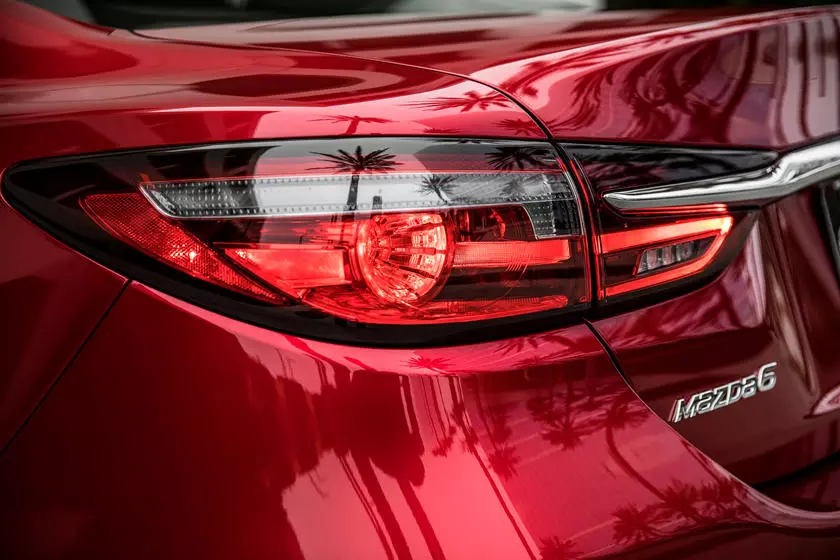 2018-2021 Mazda 6 Sedan Zadní světla