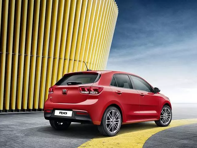 Nová Kia Rio odhalena před premiérou v Paříži 55911_2