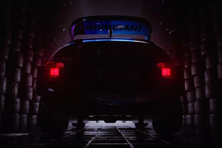 Ken Block'un Çılgın Ford Escort Rallisi Ölümden Döndü 55965_8