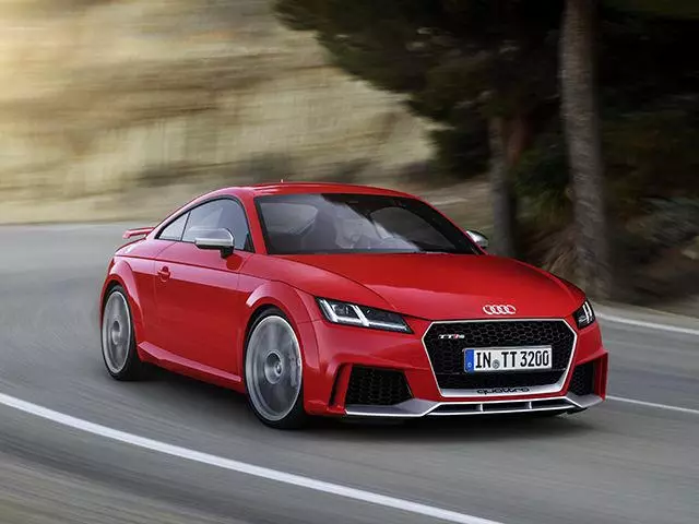 „Audi“ savo penkių cilindrų variklį gamina 40 metų 56268_10