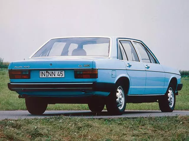 Audi стварала свой пяціцыліндравы рухавік на працягу 40 гадоў 56268_3