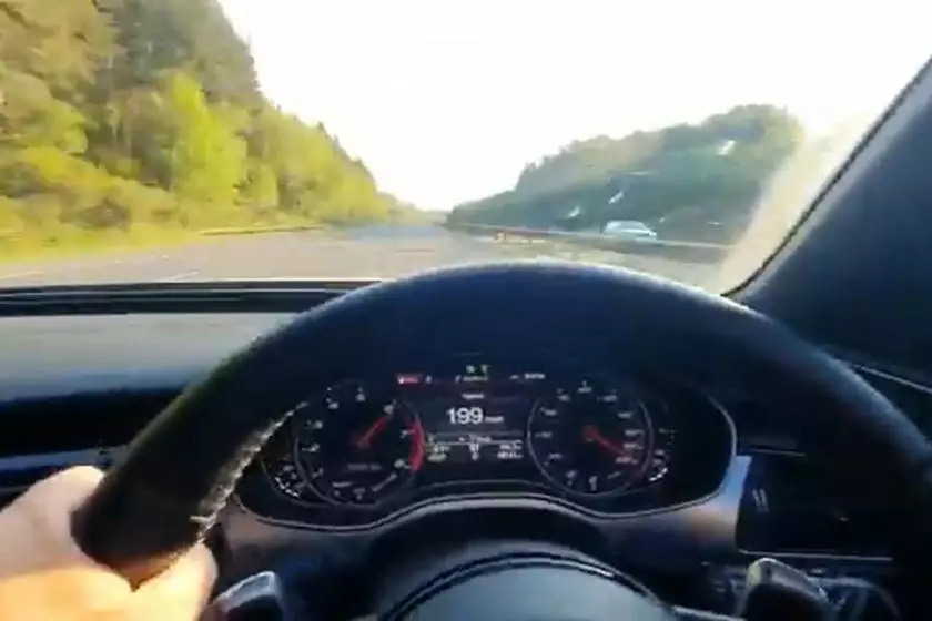 Tarisa Audi RS6 Mutyairi Akarova 200 MPH Steering One-Handed 56427_2