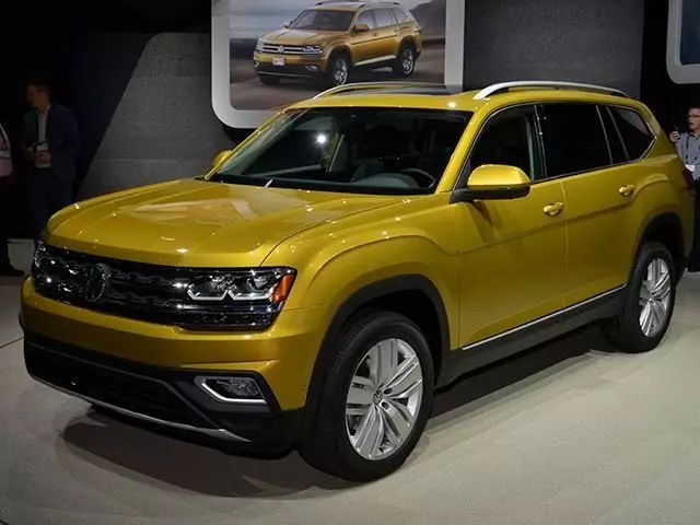 La Nova Volkswagen Atlaso Povas Alporti La SUV-Frezon al Eŭropo Post Ĉio 56541_1