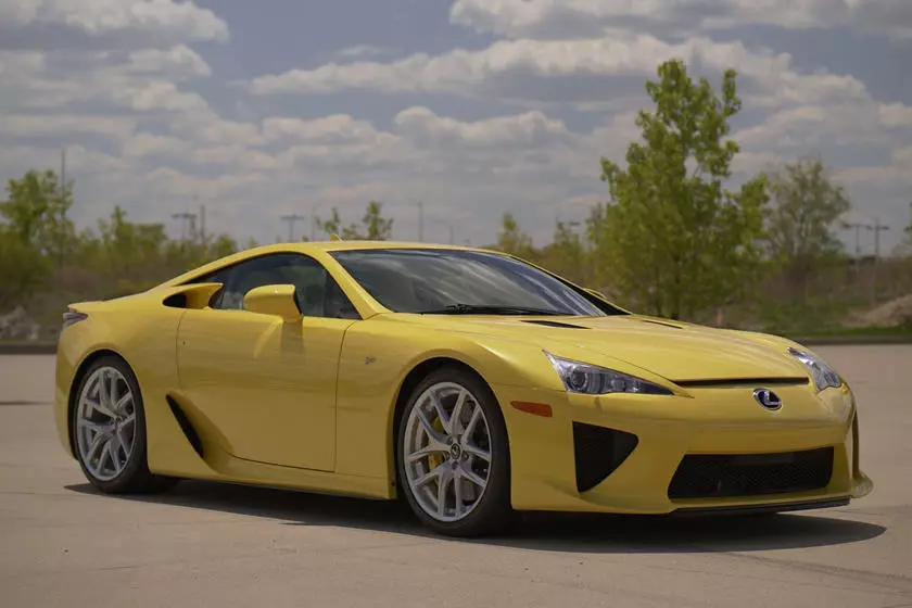 A Lexus LFA majdnem egy hétfigurás autó 56692_1