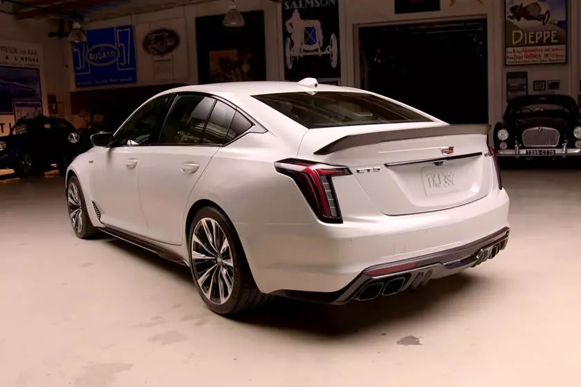 Jay Leno Yana Ƙoƙarin Canjin-Ɗagawa A kan Cadillac CT5-V Blackwing 56773_3