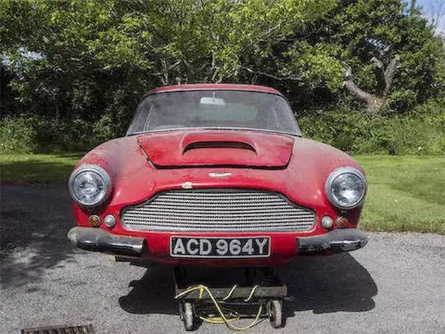 Bu Aston Martin Restorasyon Projesi 200.000 Dolar mı? 56800_1