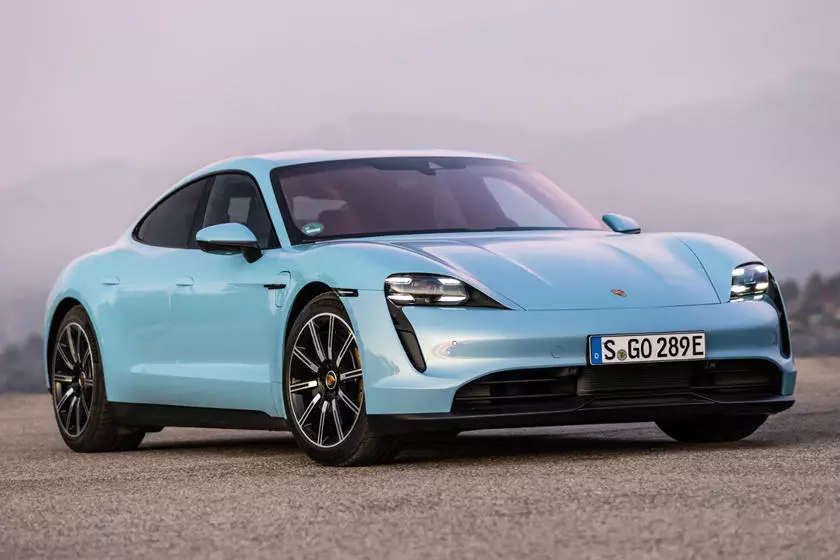 2020-2021 Porsche Taycan 4S урд талын үзэмж