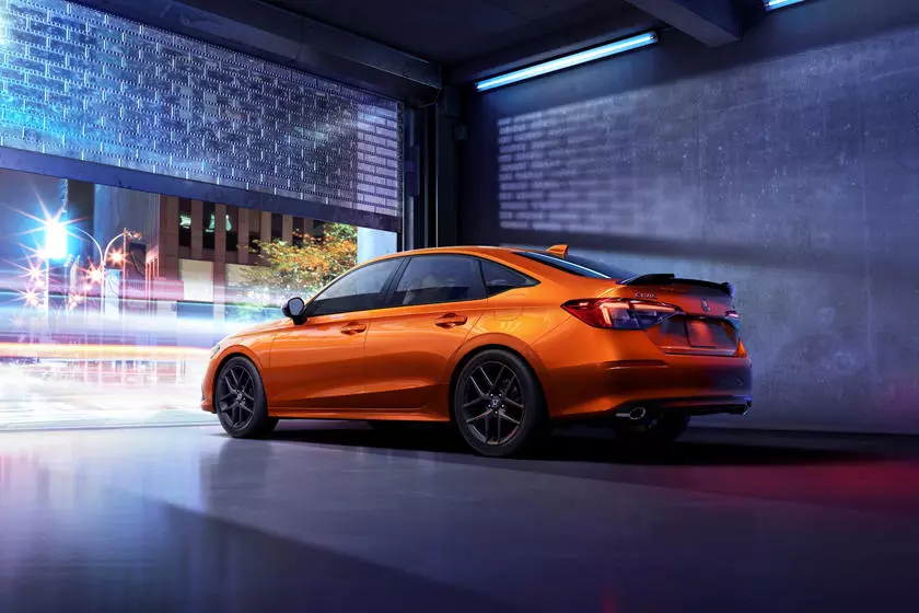 2022 Honda Civic Si vinkelvy bakifrån