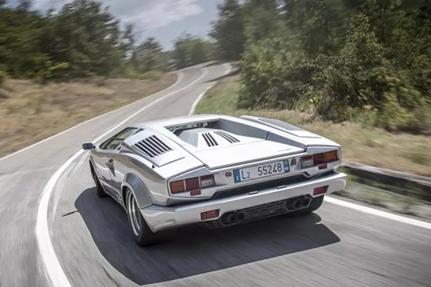 Lamborghini chọrọ ime ememe Countach na Diablo 57299_10