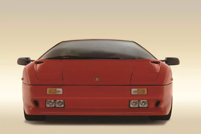 Lamborghini chọrọ ime ememe Countach na Diablo 57299_2