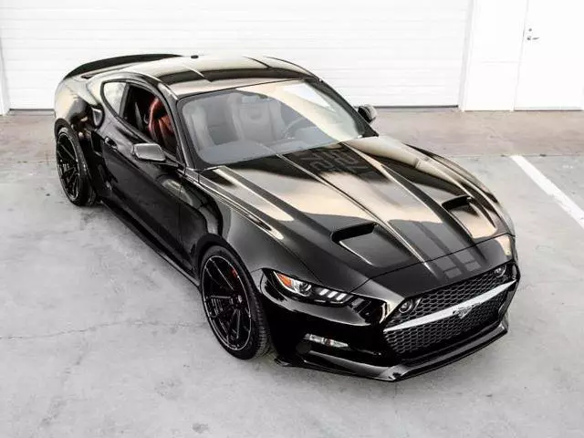 Onko tämä kaunein Mustang, jonka olet koskaan nähnyt? 57310_2