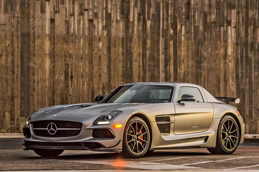 2014 Mercedes-Benz SLS AMG ಬ್ಲಾಕ್ ಸೀರೀಸ್ ಫ್ರಂಟ್ ಆಂಗಲ್ ವ್ಯೂ