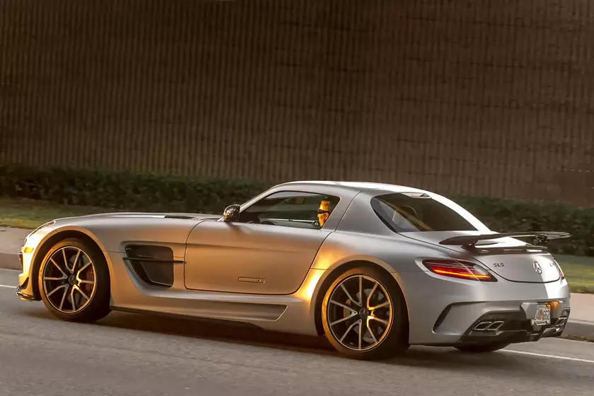 2014 Mercedes-Benz SLS AMG Siyah Serisi Yan Görünüm