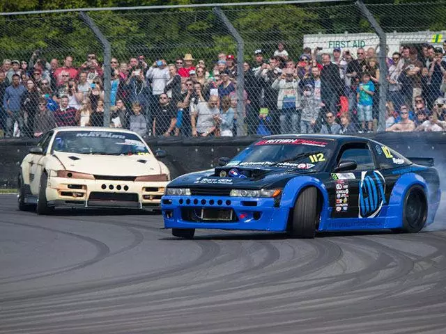 Kënga legjendar Silverstone është vendosur të presë për fat të keq këngën e quajtur 'Japfest' 57498_1