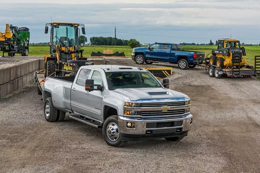 Chevrolet ul çmimin e Silverado HD për një kohë të kufizuar 57596_8